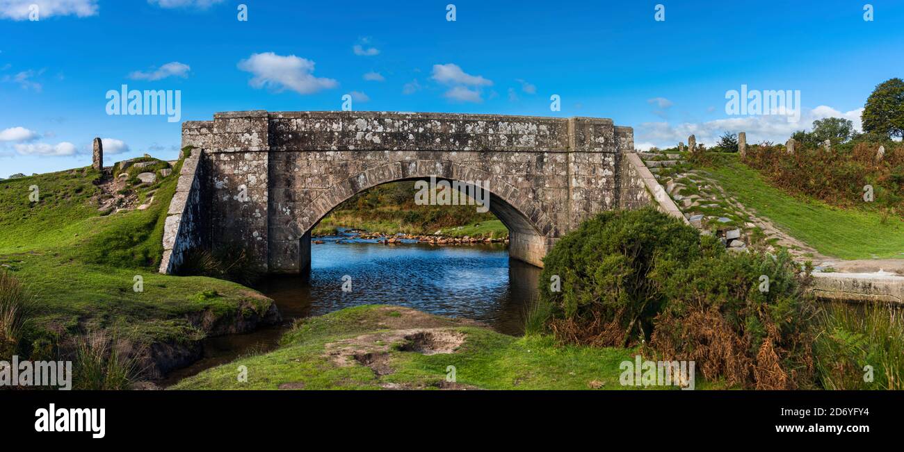 Cadover Bridge on Plym River in Burrator Reservoir - Dartmoor National ...