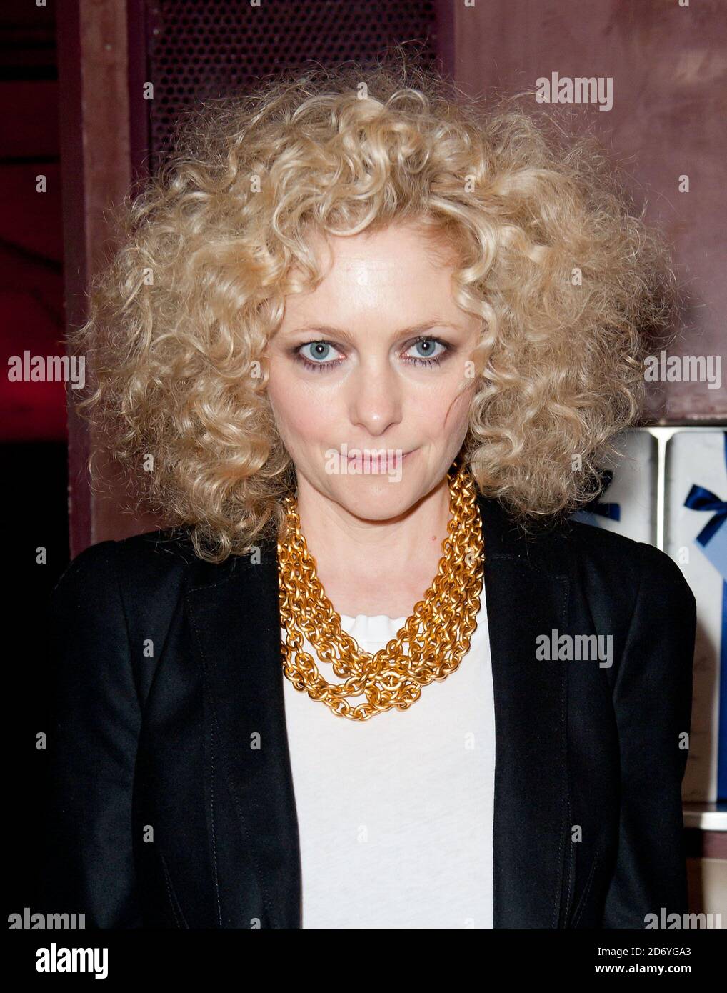 Classify Alison Goldfrapp