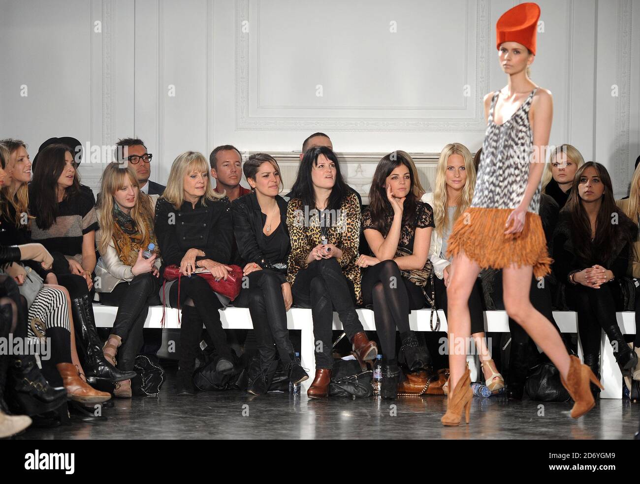 Front row guests including Lisa Snowdon (far left), Twiggy's daughter ...