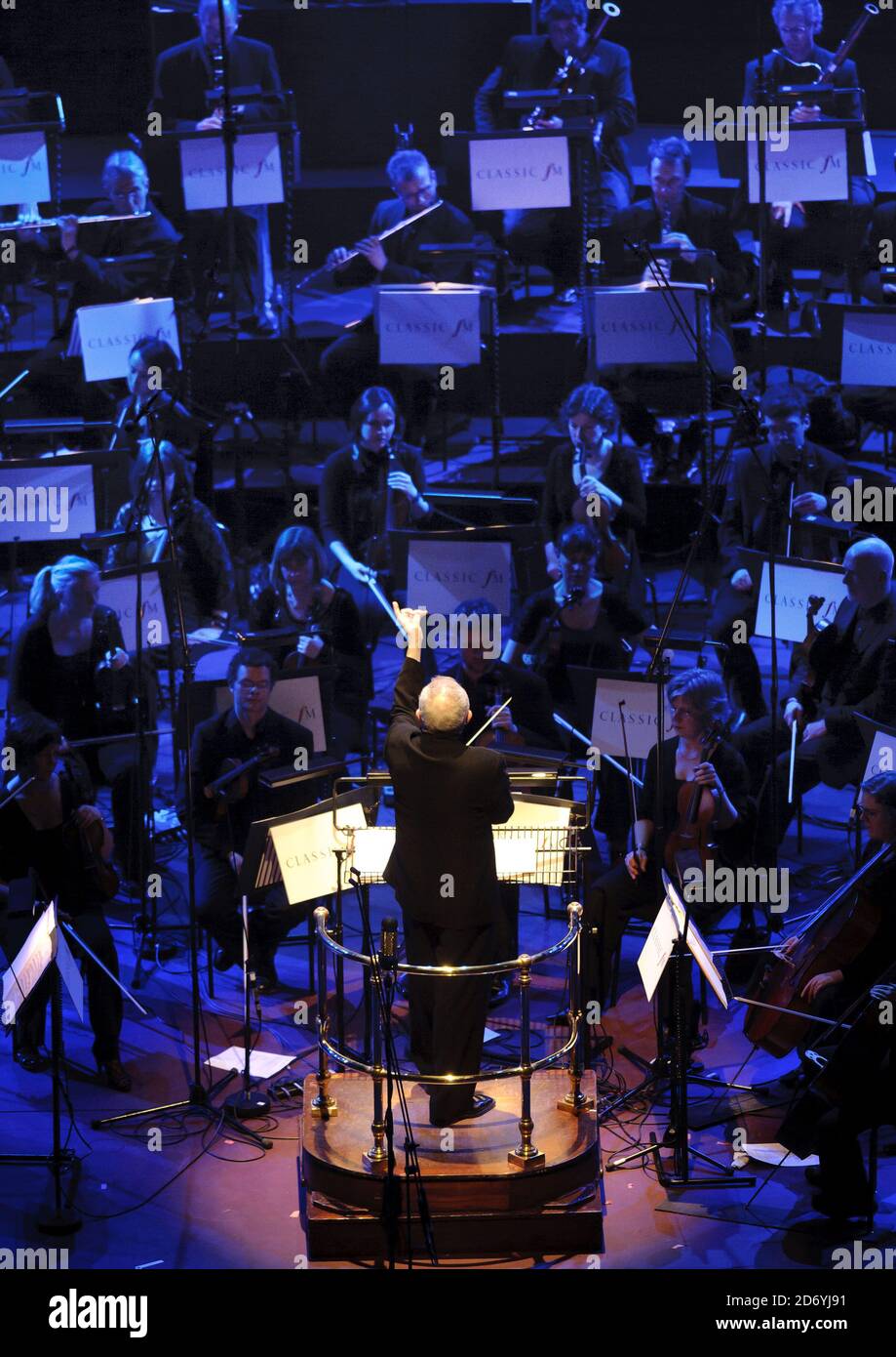 Bramwell Tovey conducts the Orchestra of Opera North at Classic FM Live ...