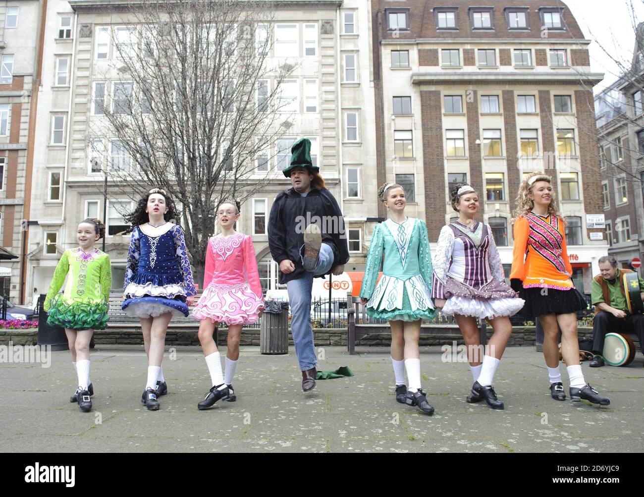 Irish jig hi-res stock photography and images - Alamy