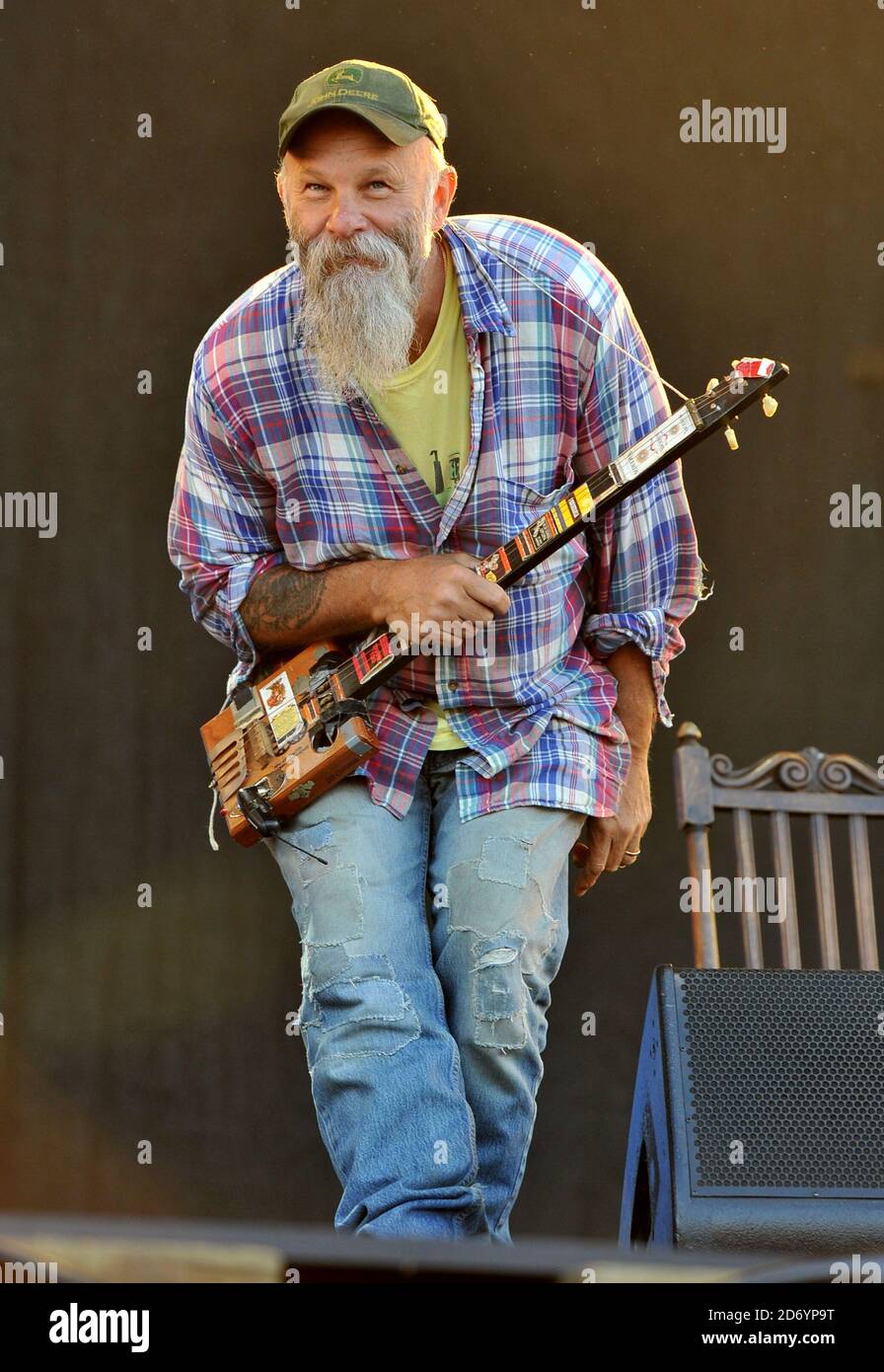 Seasick Steve performing at the Isle of Wight Festival, at Seaclose ...