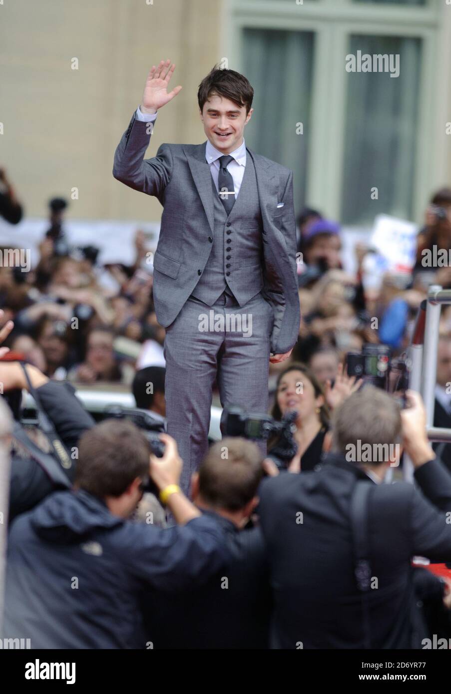 Daniel Radcliffe arriving at the world premiere of Harry Potter and the ...
