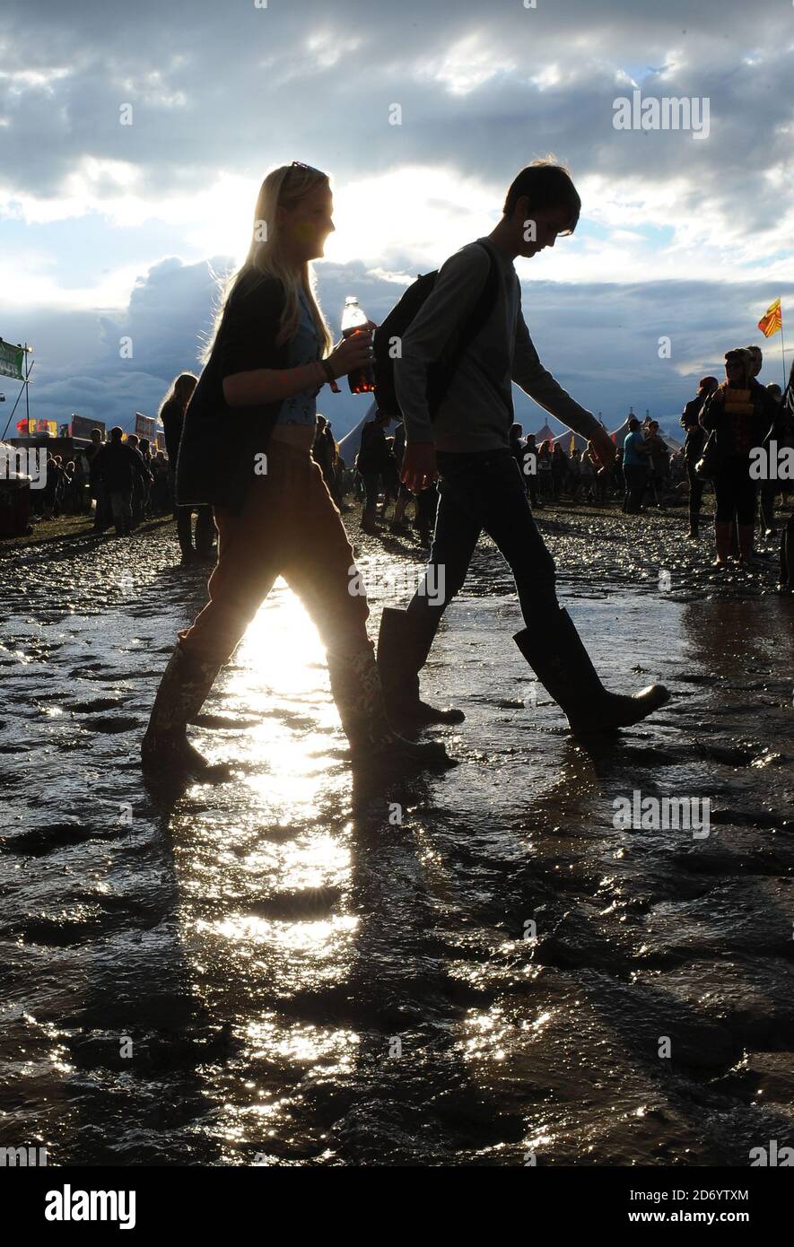 Mud on the first day of the Reading Festival in Berkshire Stock Photo ...