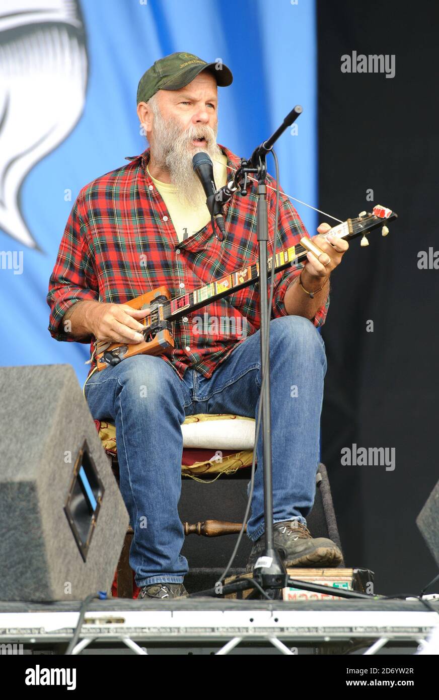 Seasick Steve performing on the second day of the Reading Festival in ...