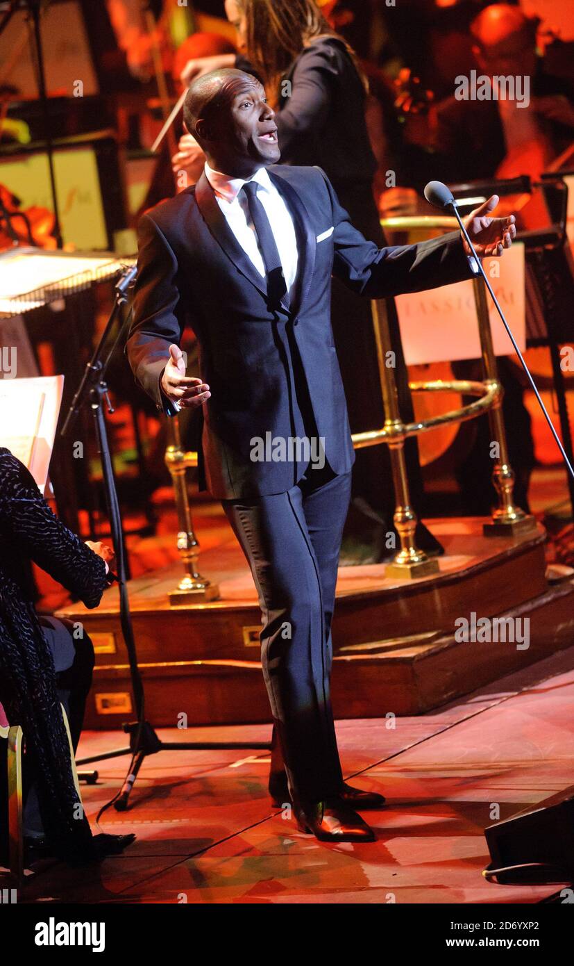 Noah Stewart performing with the Liverpool Philharmonic Orchestra ...