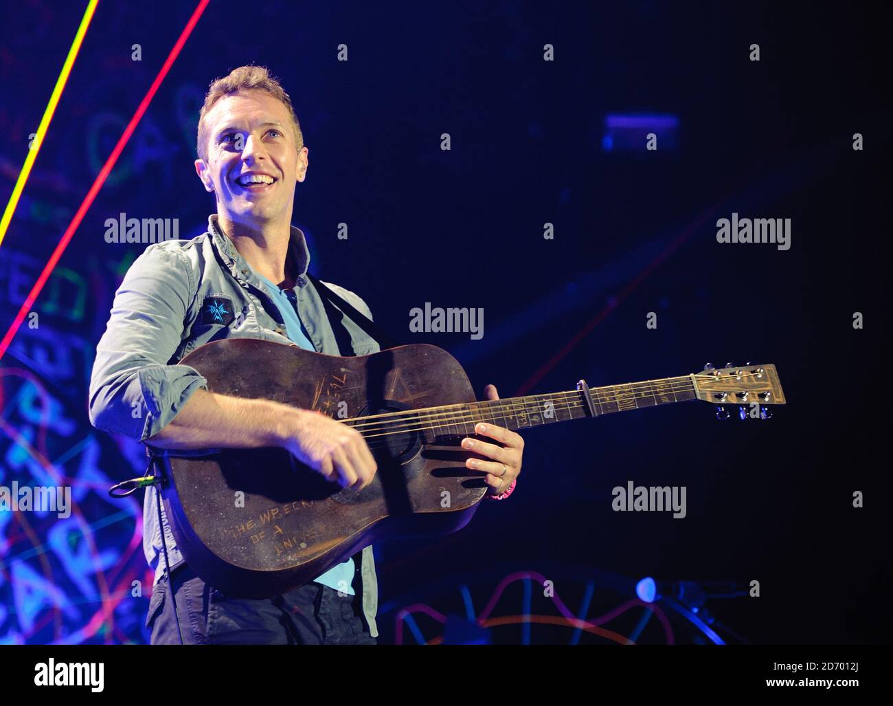 EDITORIAL USE ONLY NO MERCHANDISING Chris Martin of Coldplay performing ...