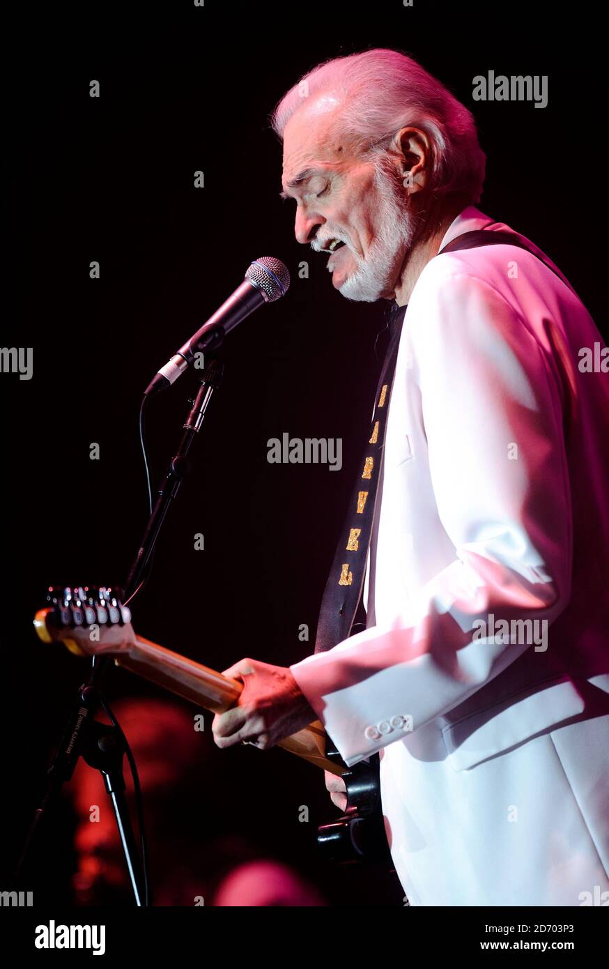 Narvel Felts performing at the Wembley and Belfast International ...