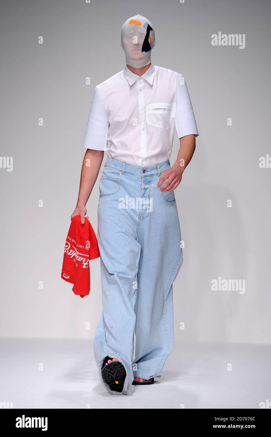 Martine rose catwalk hi-res stock photography and images - Alamy