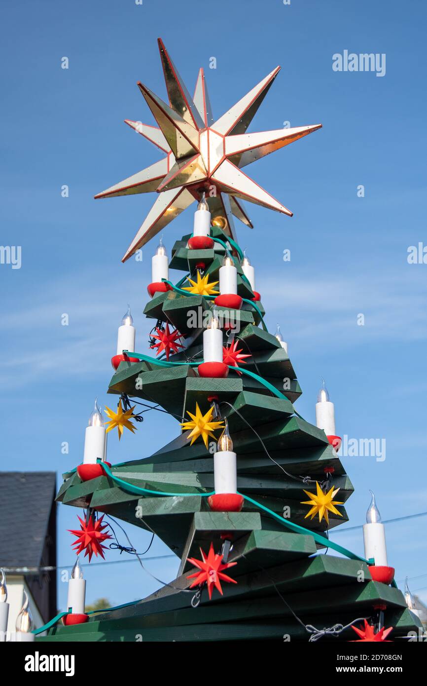 Seiffen christmas market hi-res stock photography and images - Alamy
