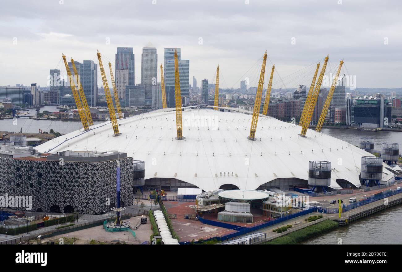 General view of the O2 Arena and Canary Wharf, from the Olympic ...