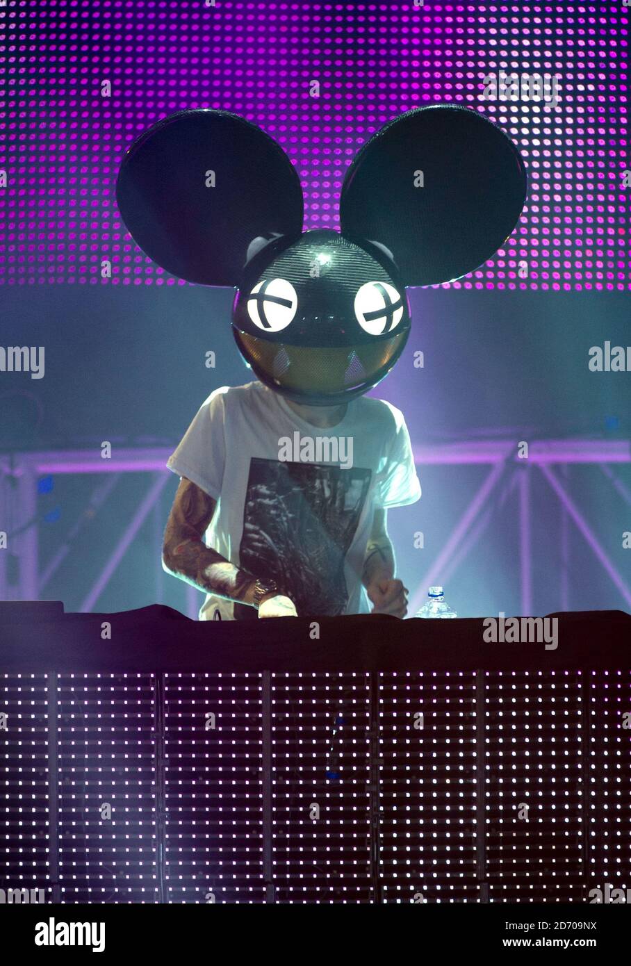 Deadmau5 Blue And Purple