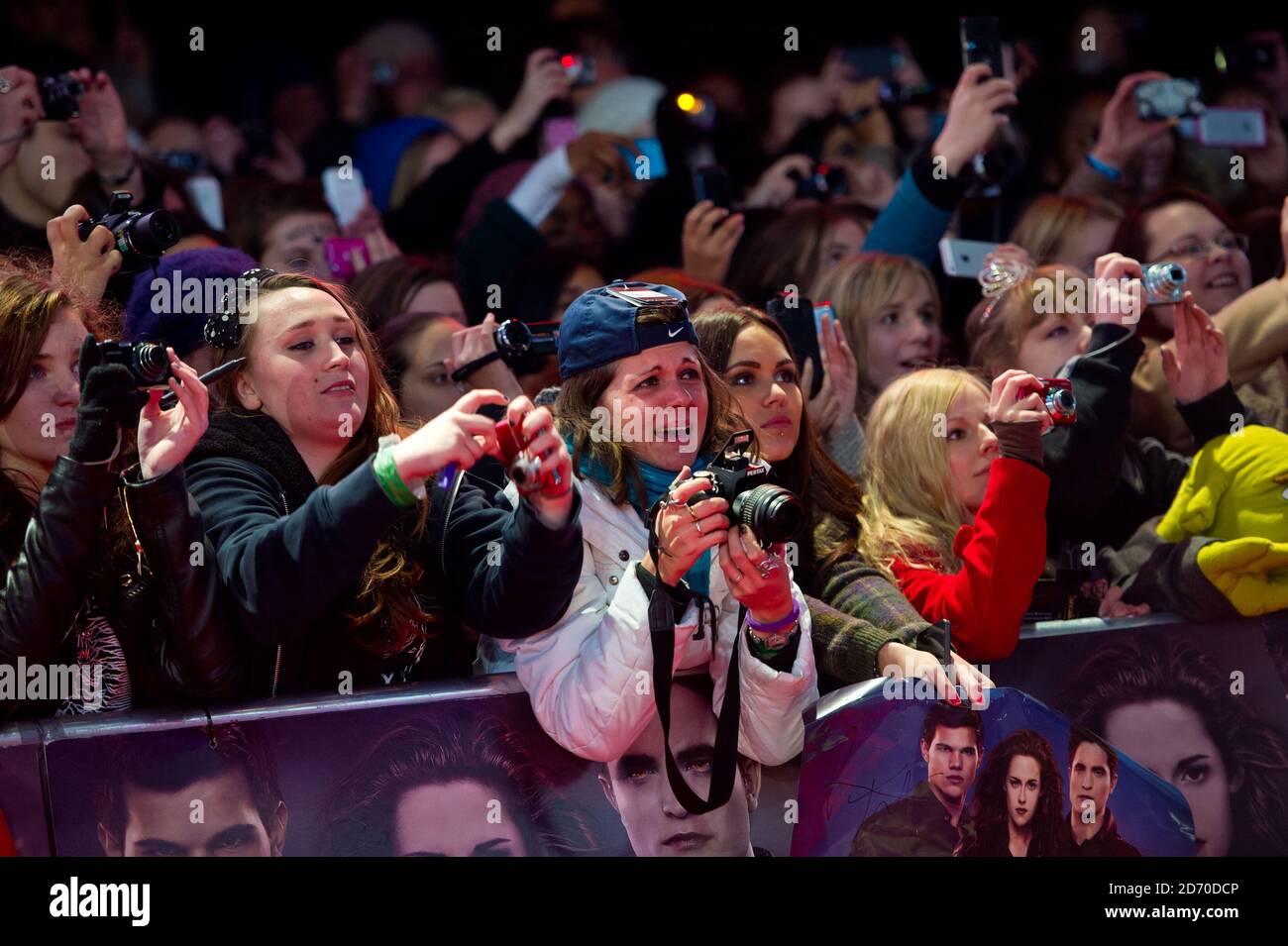 The crowd at the Twilight Saga - Breaking Dawn Part II premiere, in ...