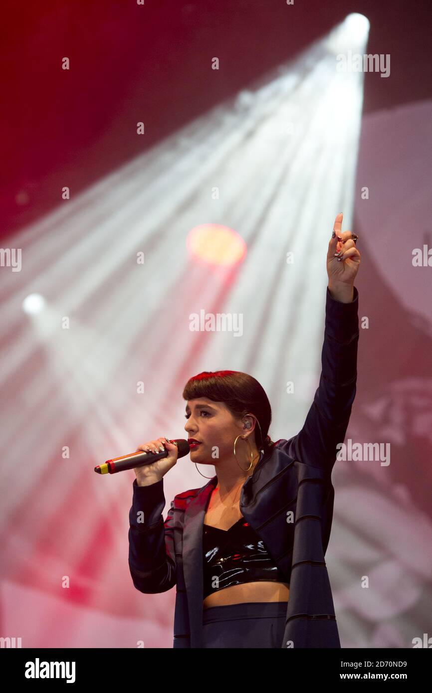 Jessie Ware performing at the Glastonbury Festival, at Worthy Farm in ...