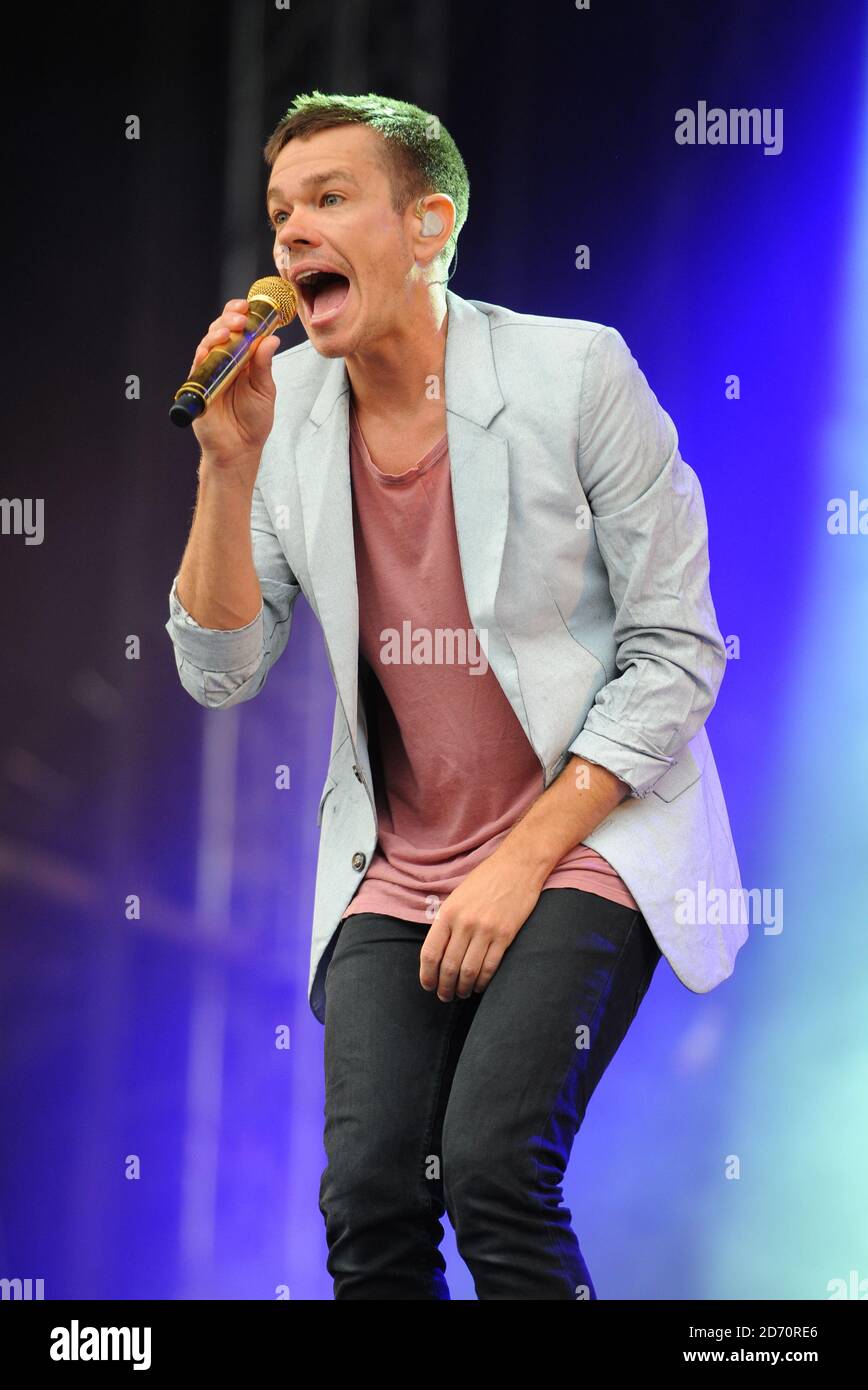 Nate ruess fun hi-res stock photography and images - Alamy