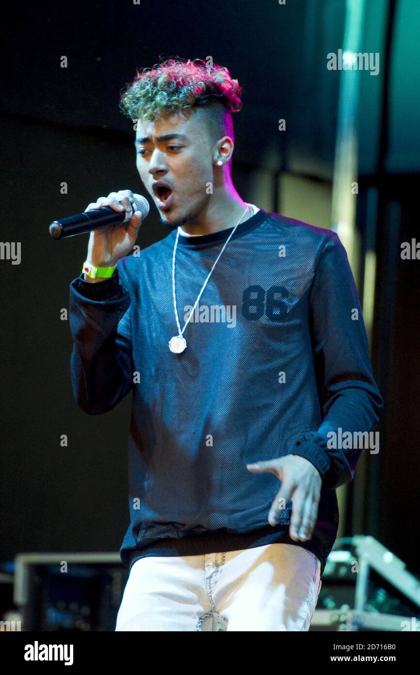 Jay Scott of Kingsland Road perform at the Hard Rock Rising truck tour ...