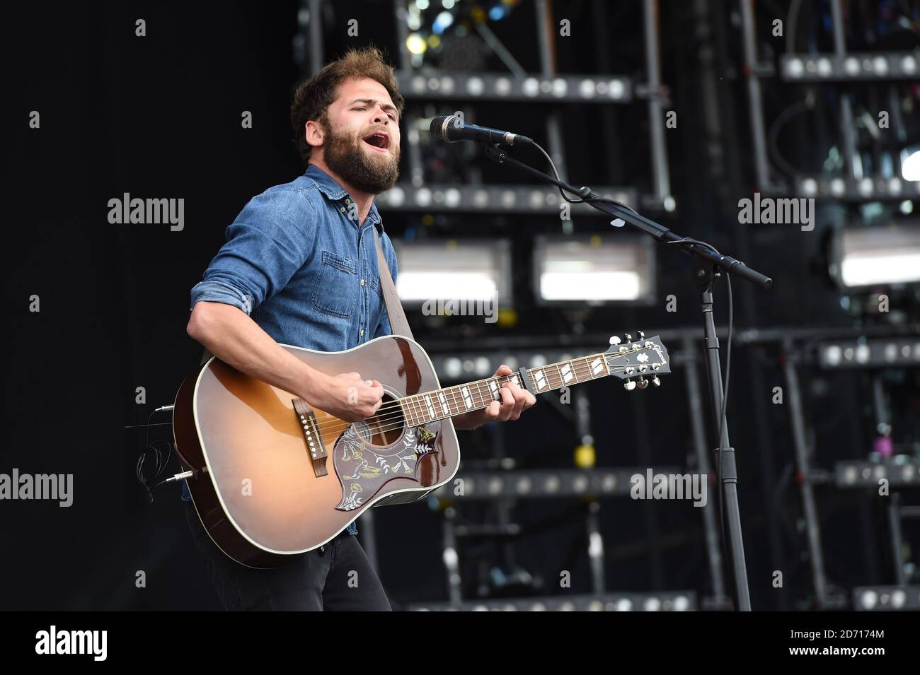 Passenger performing at the Isle of Wight Festival, at Newport on the ...