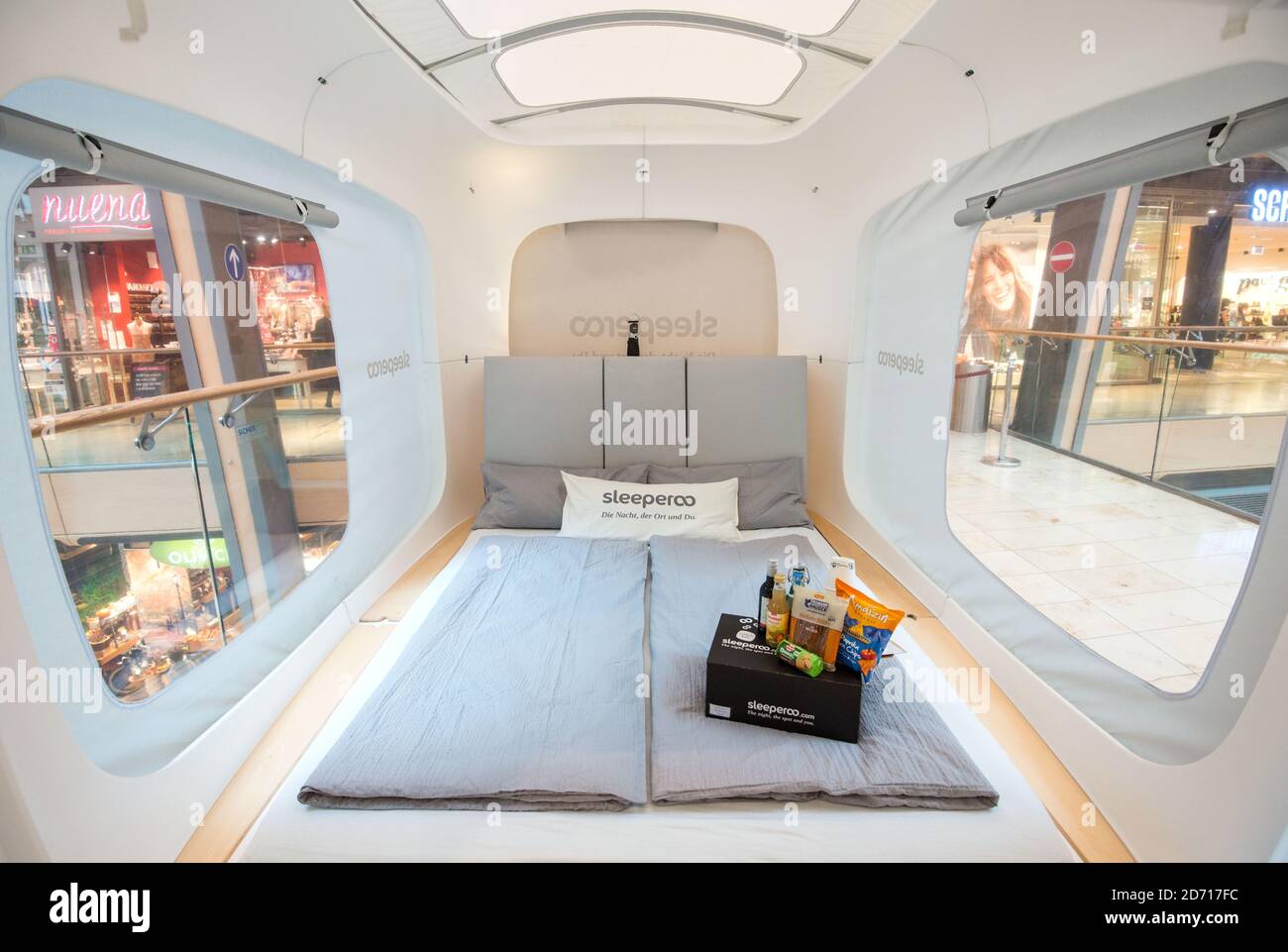 Sleep cube hi-res stock photography and images - Alamy