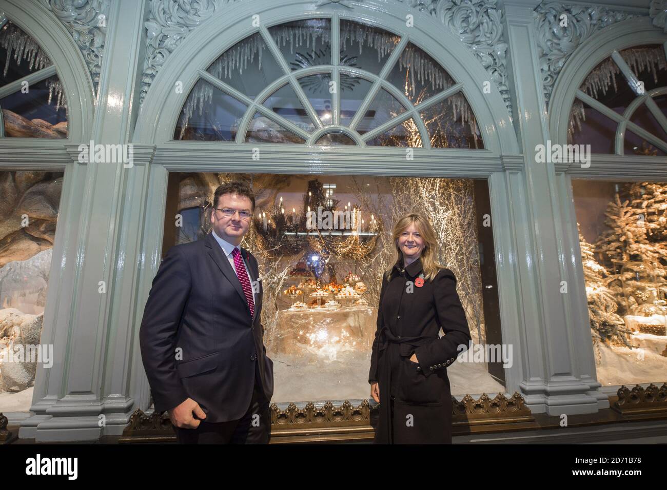 Ewan Venters (CEO) and Kate Hobson (Chairman) unveil the Christmas ...