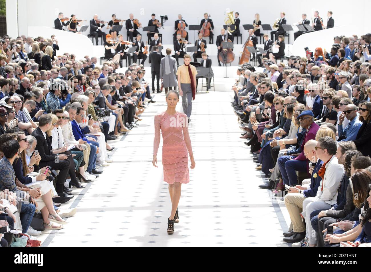 Mens fashion show hi-res stock photography and images - Alamy