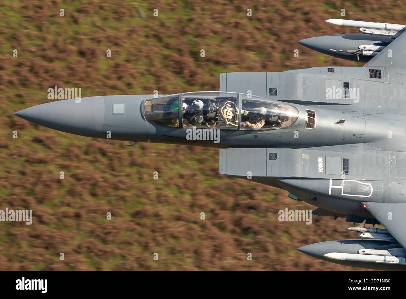 Mach loop F15 Eagle Stock Photo - Alamy