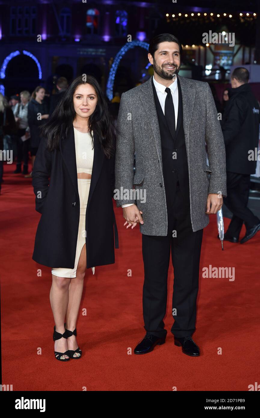 Kayvan Novak arriving the premiere of The Hateful Eight, at the Odeon ...