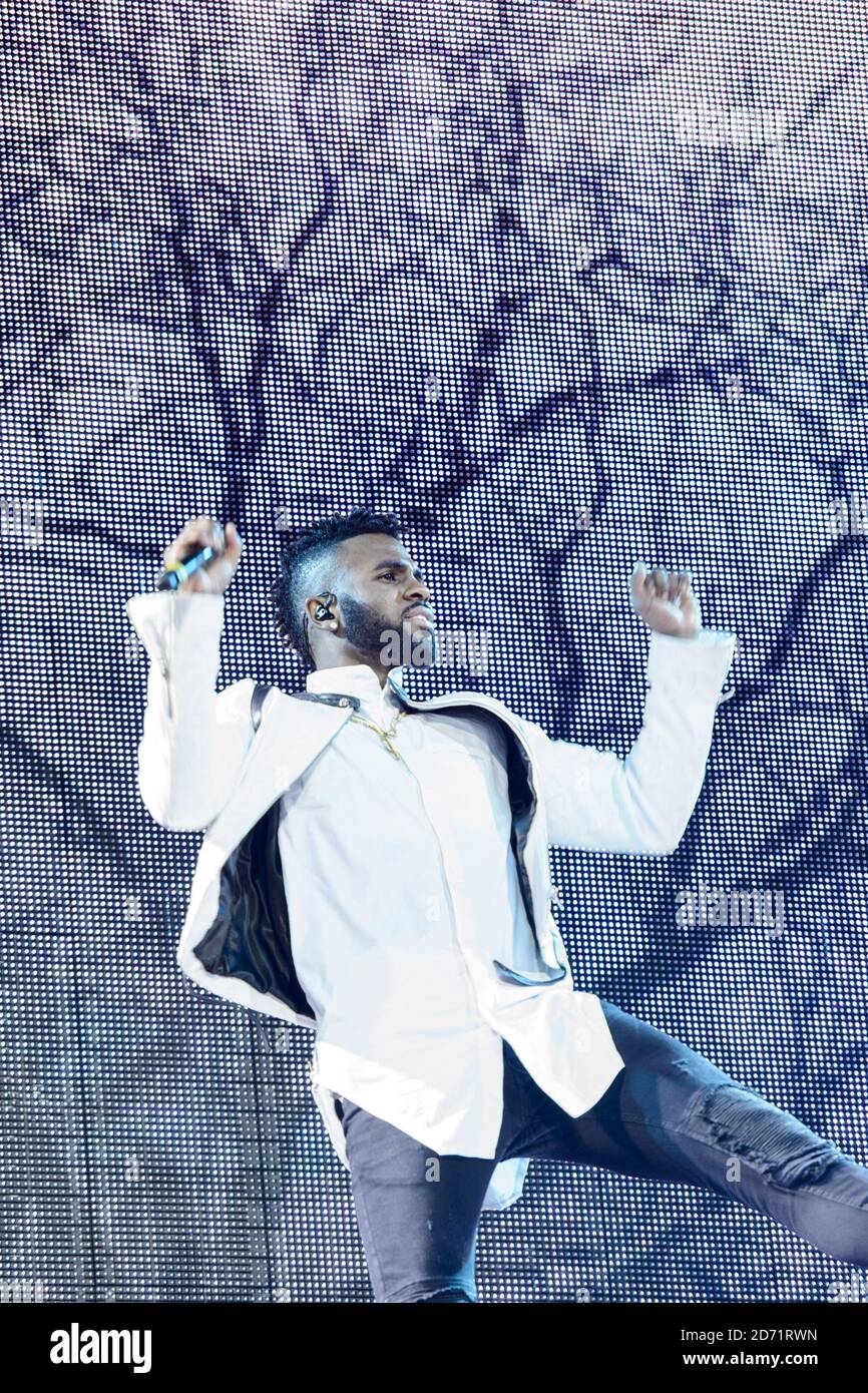 Jason Derulo performing at the O2 Arena in east London Stock Photo - Alamy