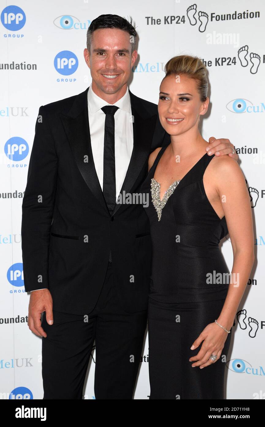 Waldorf hotel ancestral london hi-res stock photography and images - Alamy