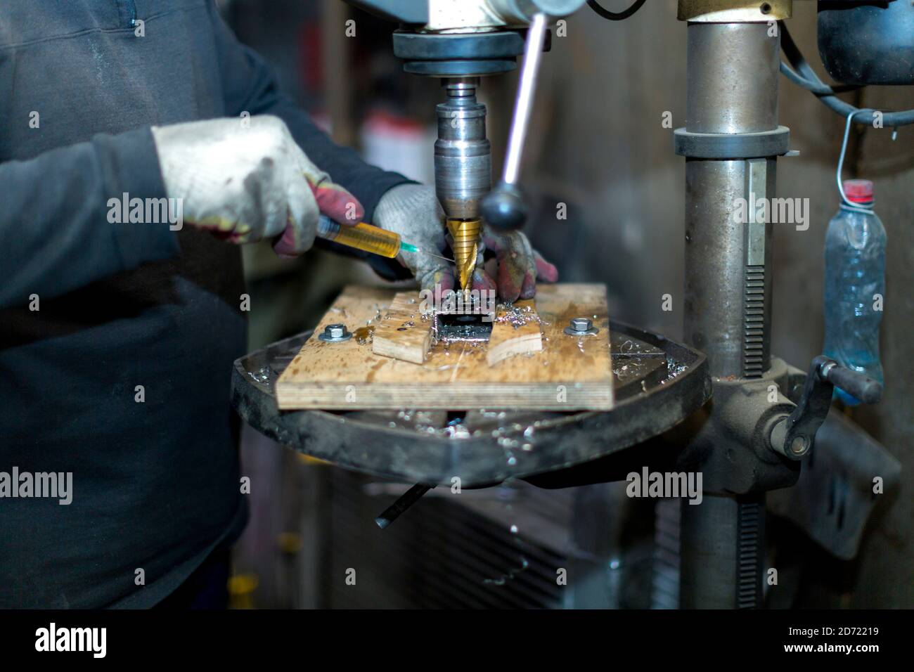 Construction plant machine drilling hi-res stock photography and images ...