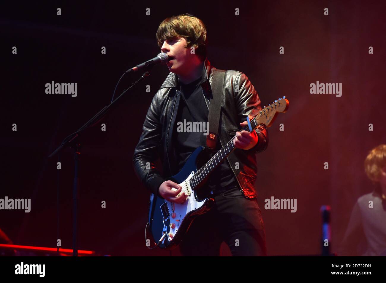 Jake bugg guitar hi-res stock photography and images - Alamy