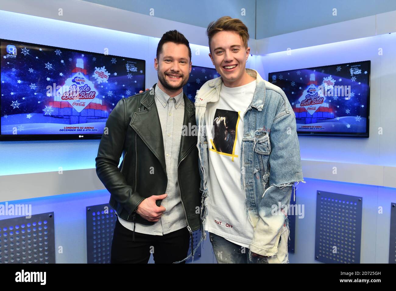 Calum scott jingle bell ball hi-res stock photography and images - Alamy