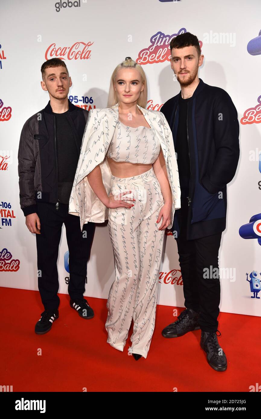 Clean bandit red carpet hi-res stock photography and images - Alamy