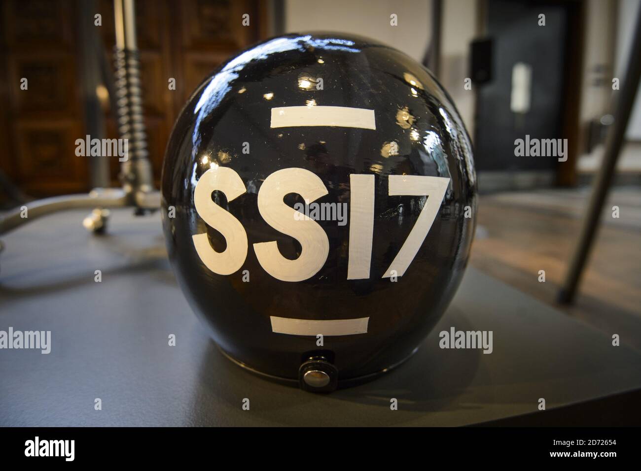 Barbour fashion show runway aw hi-res stock photography and images - Alamy