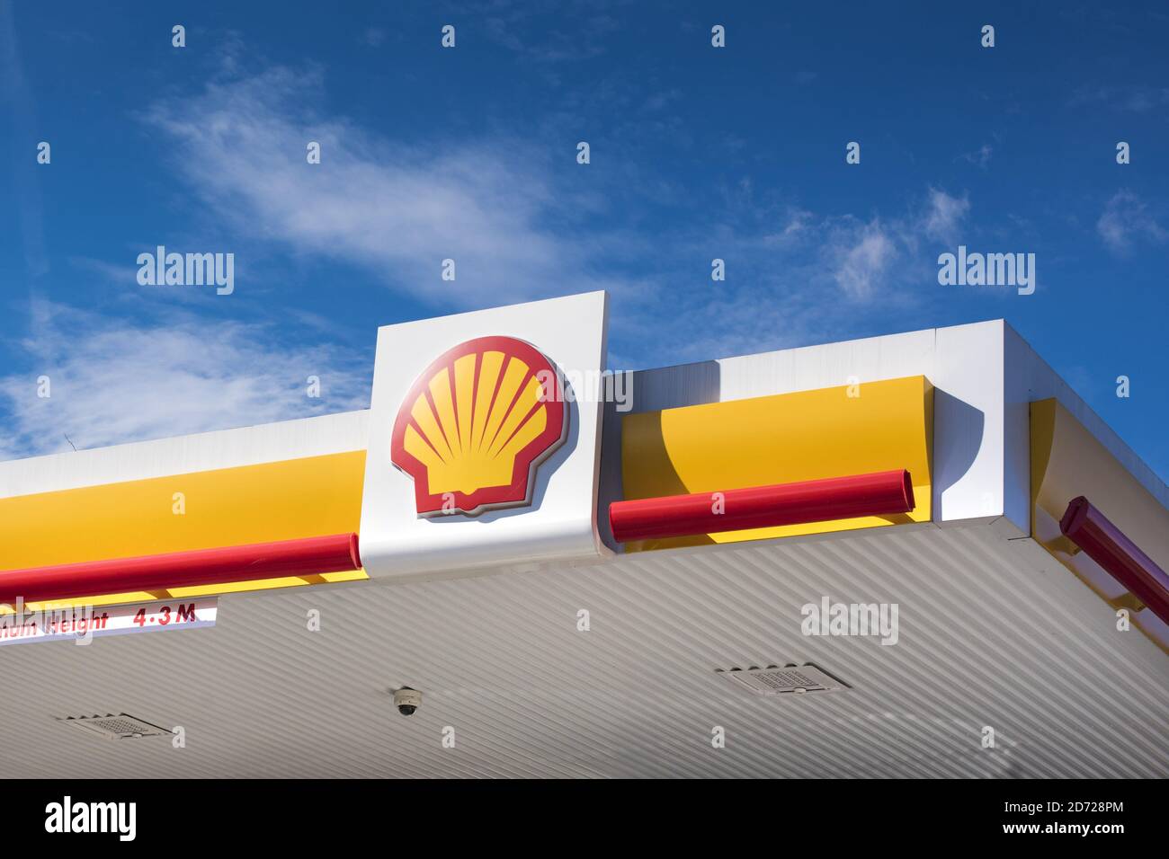 North london garage hi-res stock photography and images - Alamy