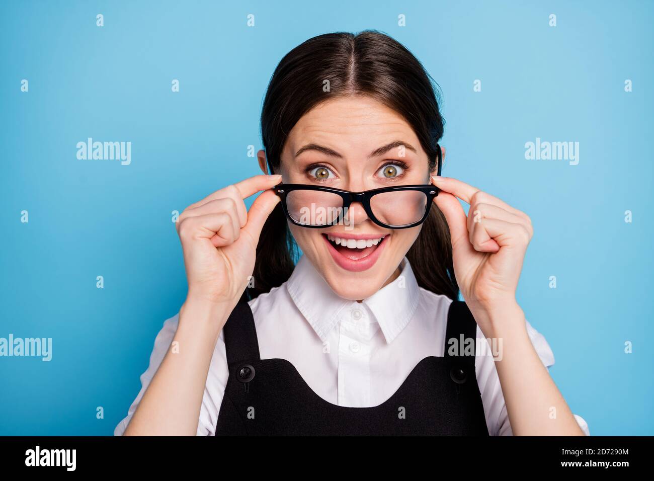Close-up portrait of her she nice attractive pretty brainy cheerful ...
