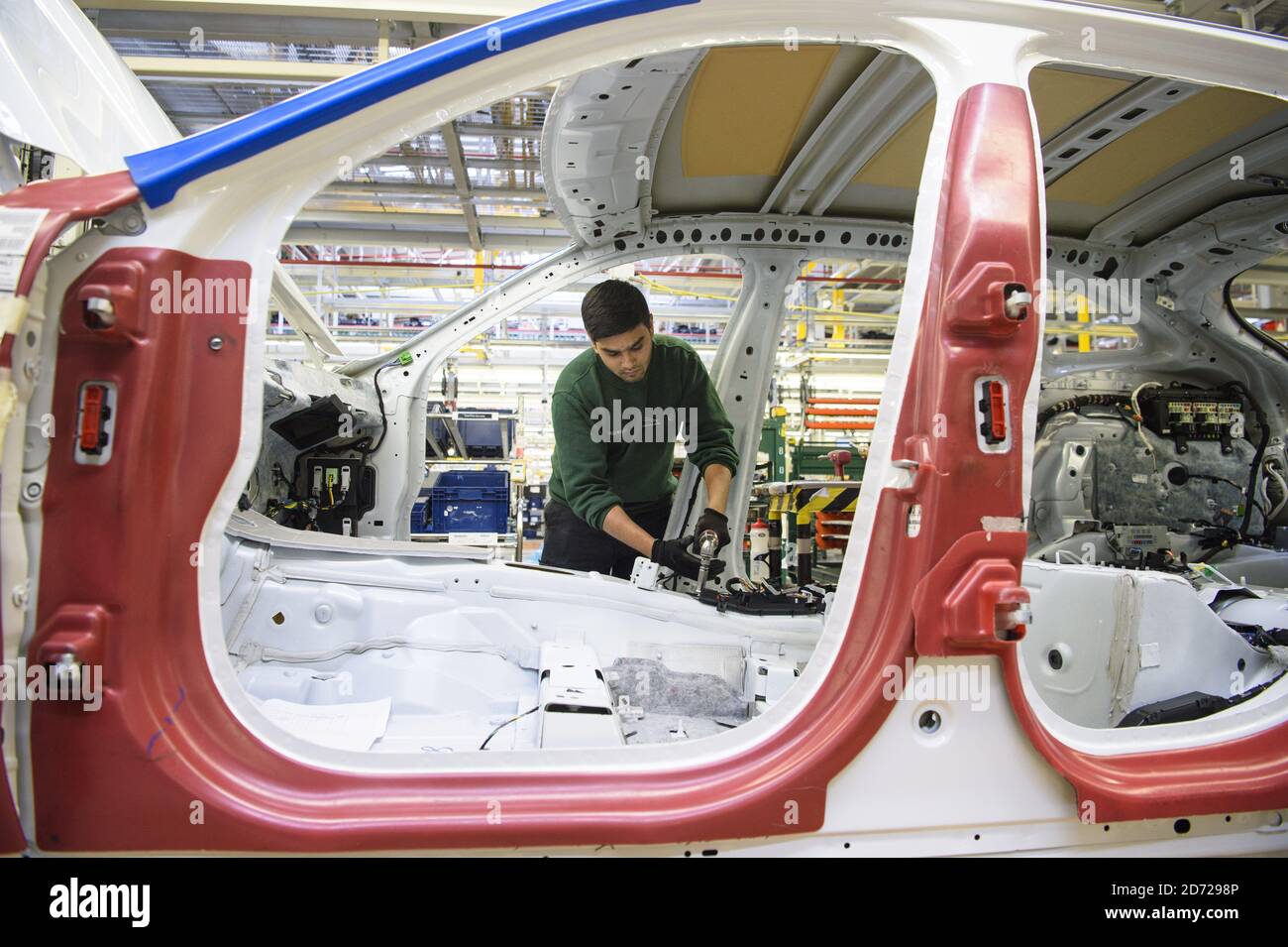 Cars on the Final Assembly line, part of Jaguar Land Rover's Advanced ...