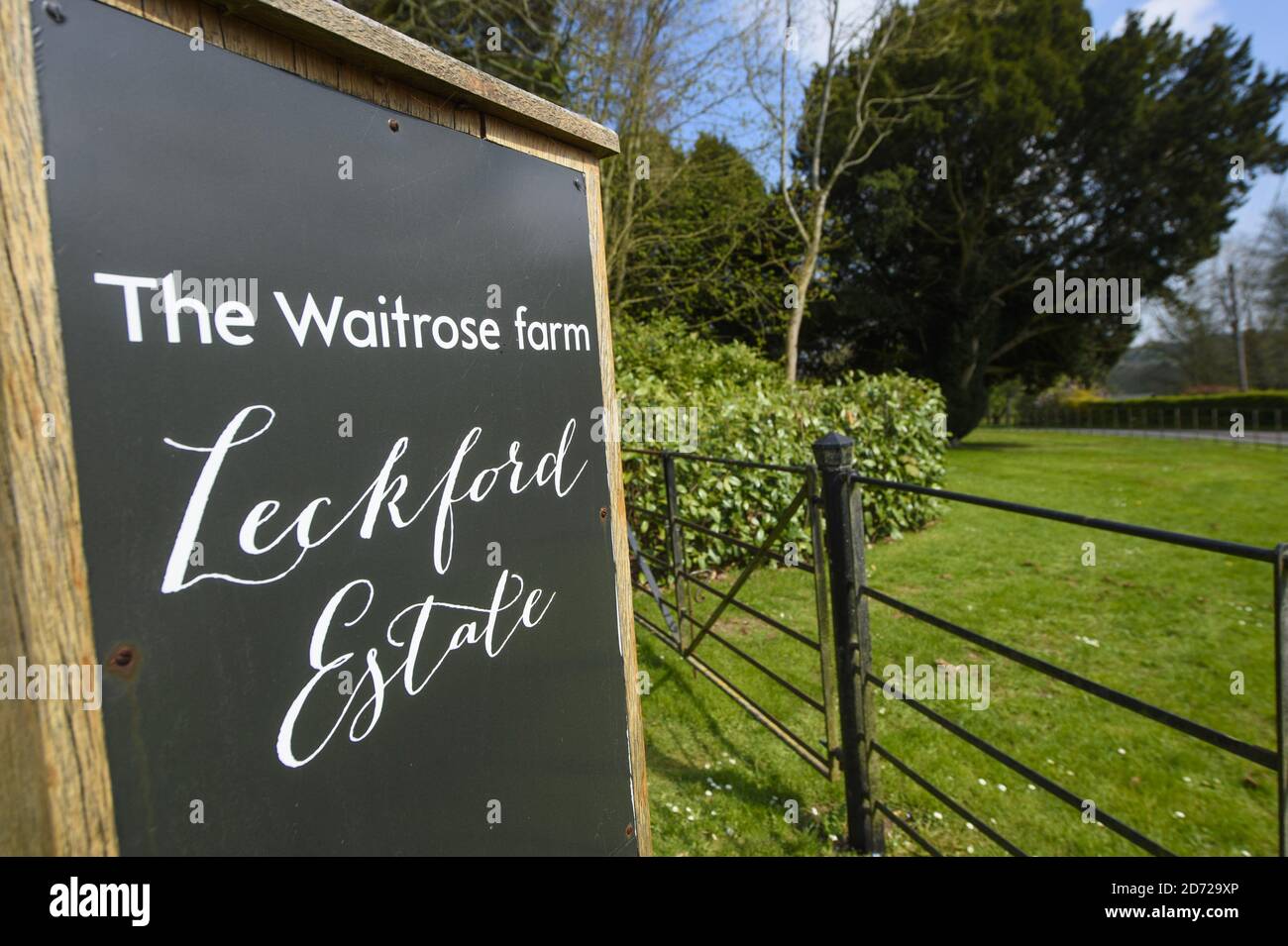 On the leckford estate in hampshire hi-res stock photography and images ...