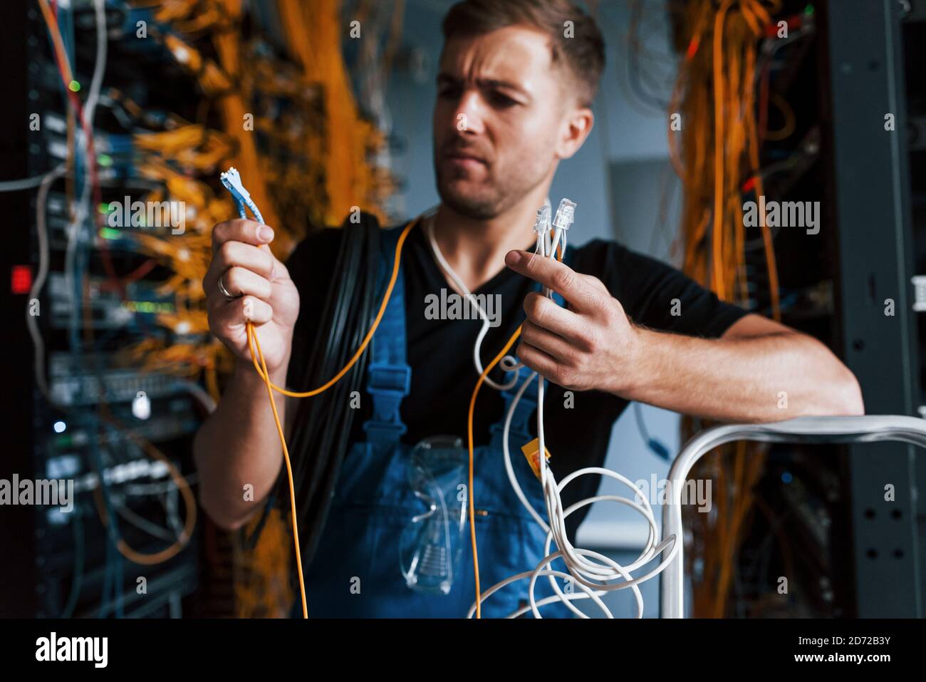 Technician confusion connection data hi-res stock photography and ...