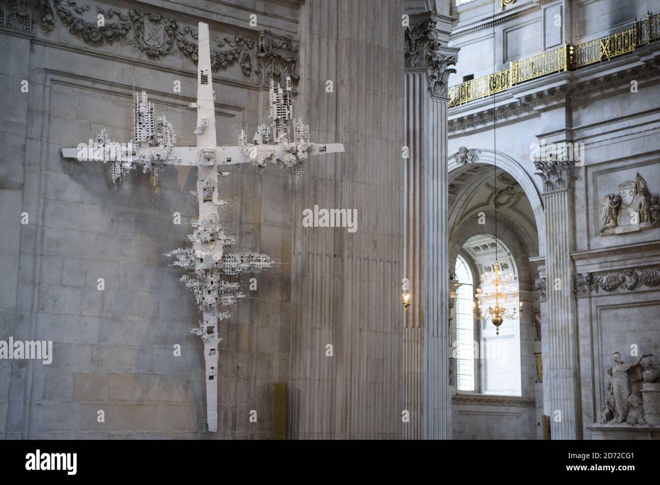Crucifixes commemorating the first world war by artist Gerry Judah, on ...