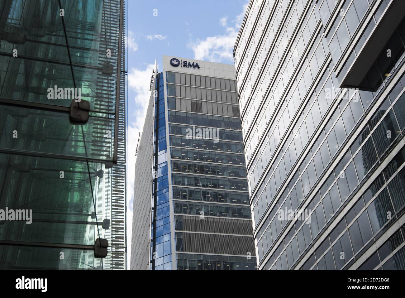 European medicines agency canary wharf hi-res stock photography and ...