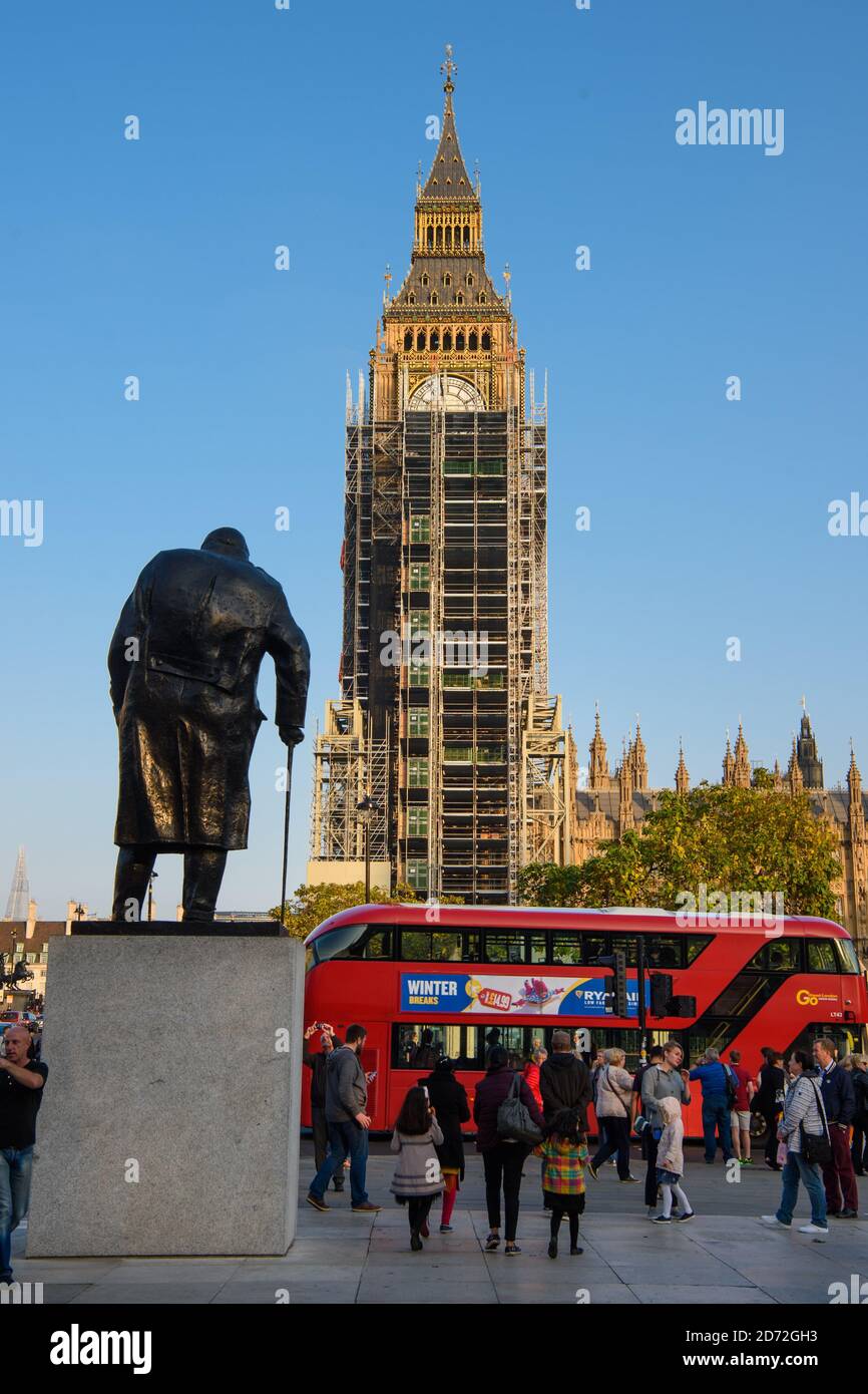 Landmark famous restoration restoring tower hi-res stock photography ...