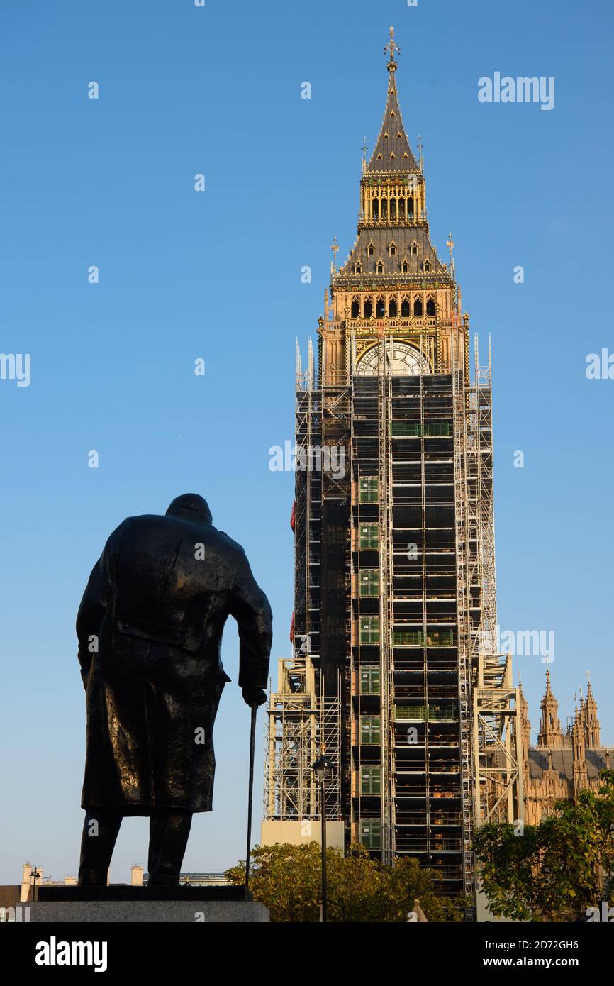 Landmark famous restoration restoring tower hi-res stock photography ...