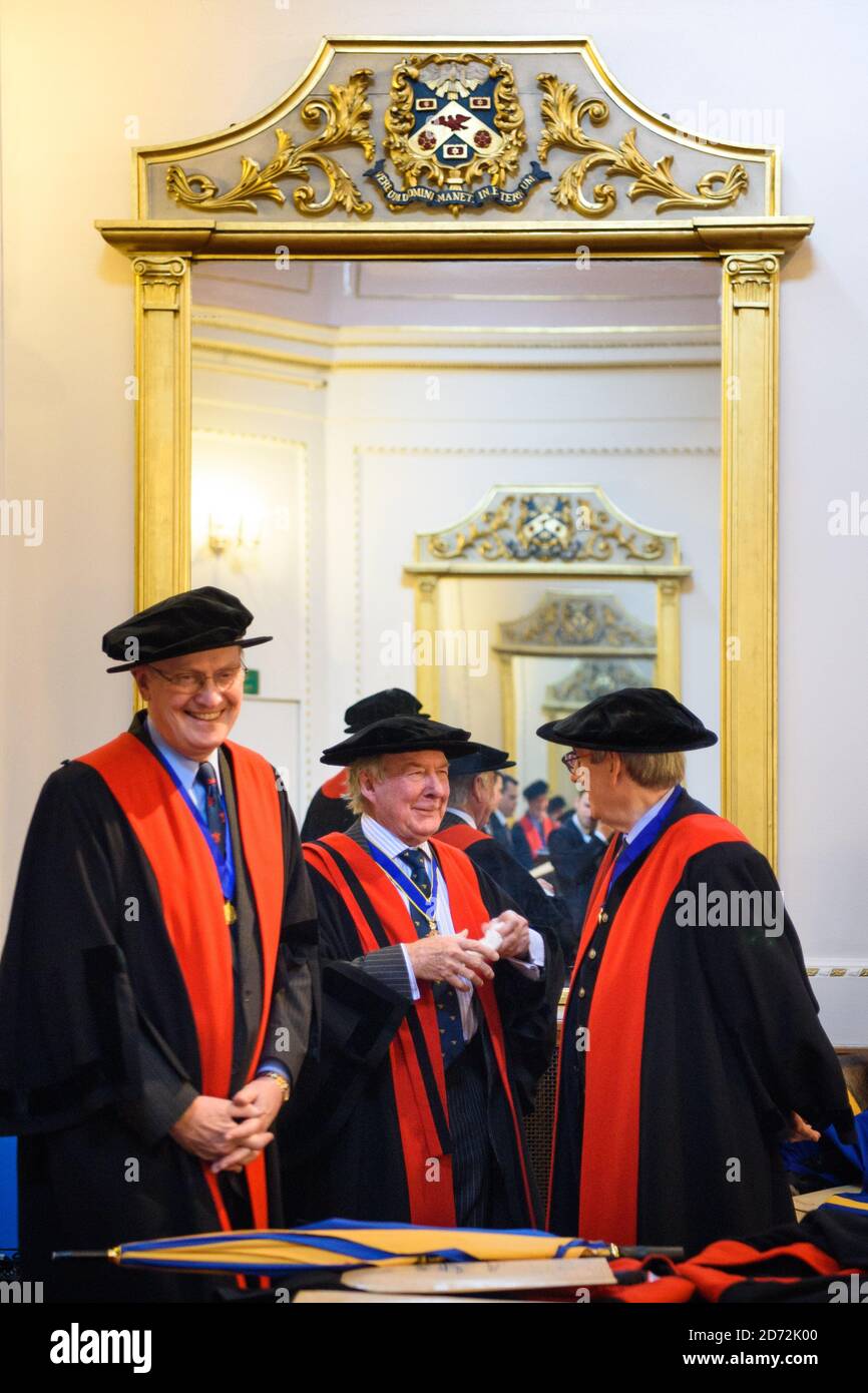 17th century uniforms hi-res stock photography and images - Alamy