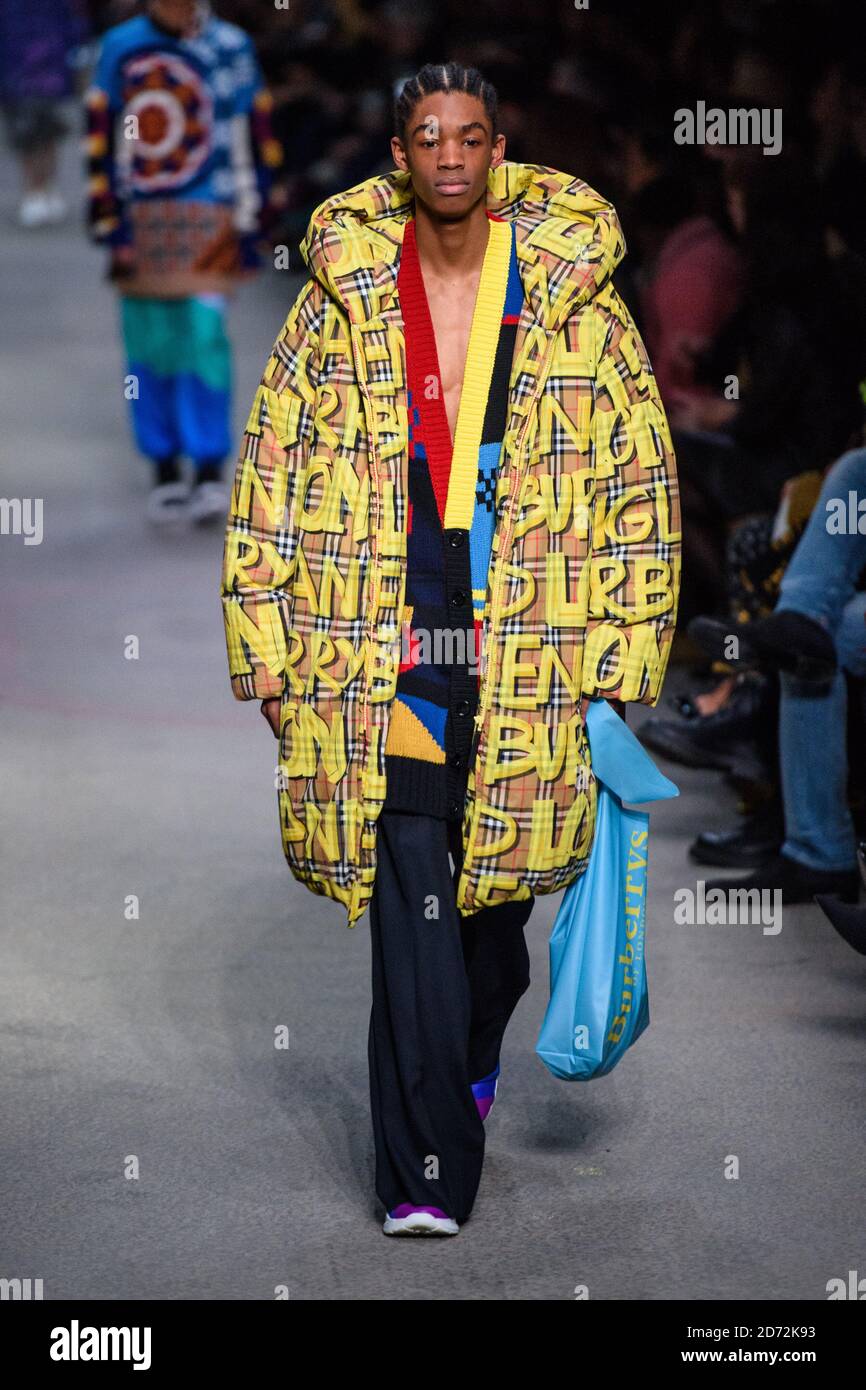 Burberry model catwalk 2018 hi-res stock photography and images - Alamy