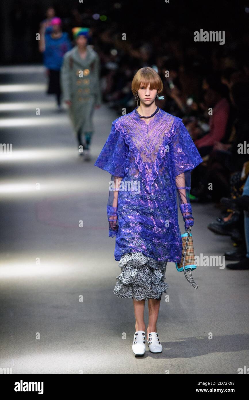 Burberry model catwalk 2018 hi-res stock photography and images - Alamy