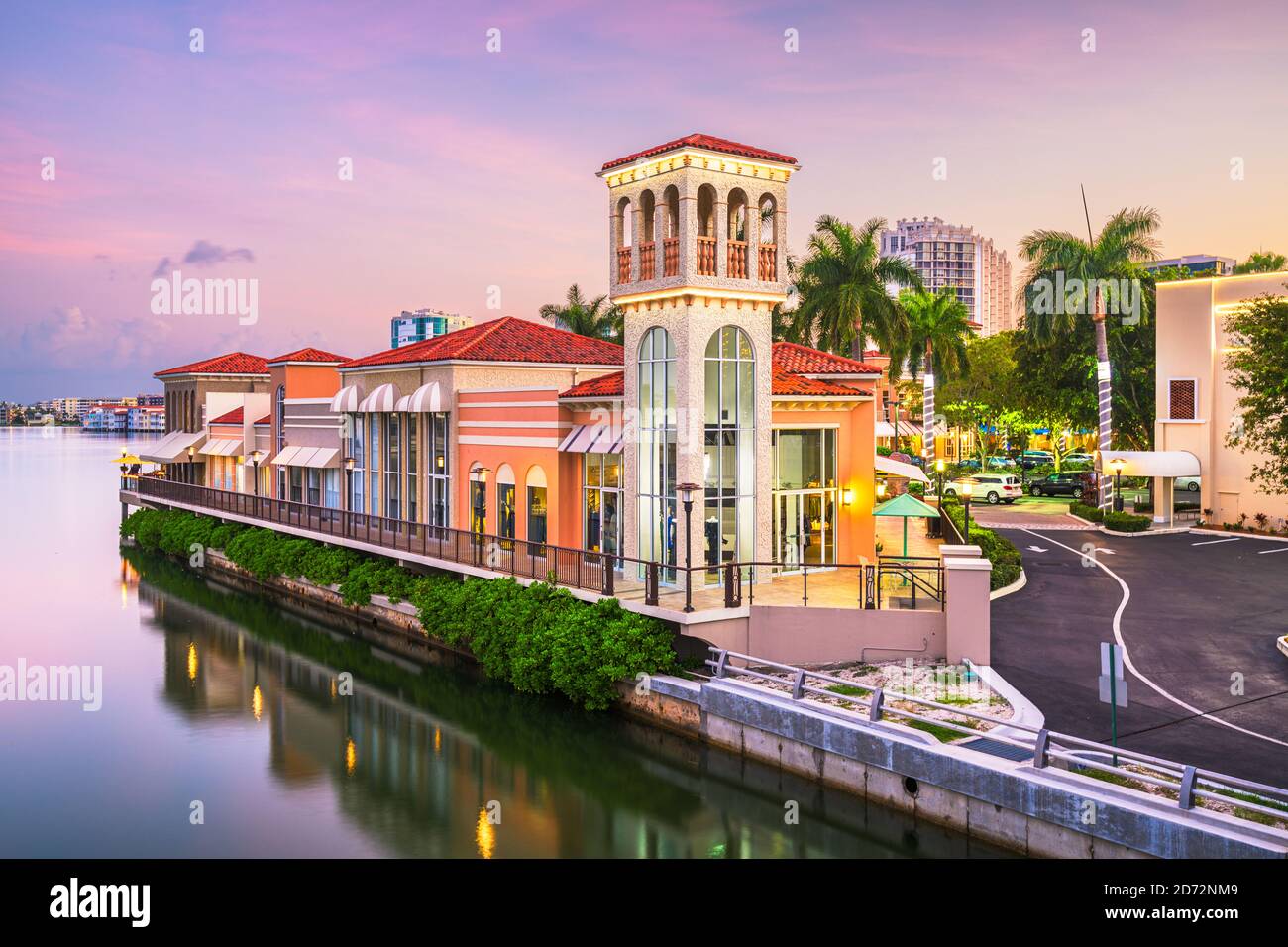 Naples skyline hi-res stock photography and images - Alamy