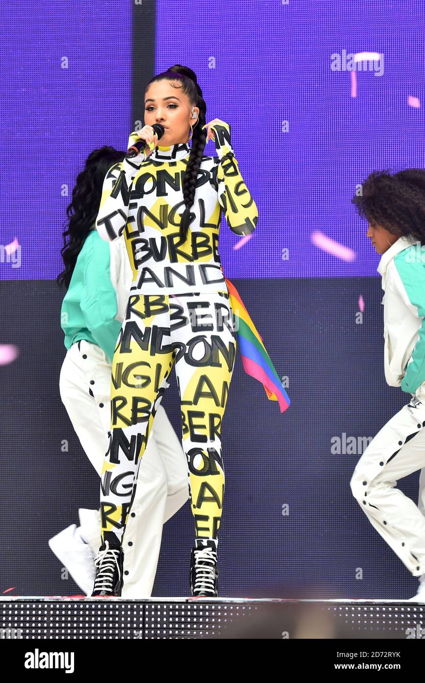 Mabel musician hi-res stock photography and images - Alamy