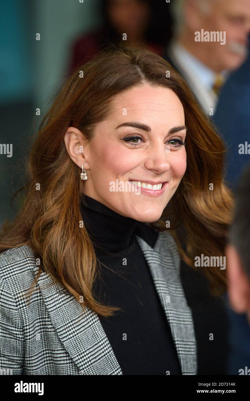 Princess catherine kate middleton headshot head shot hi-res stock ...