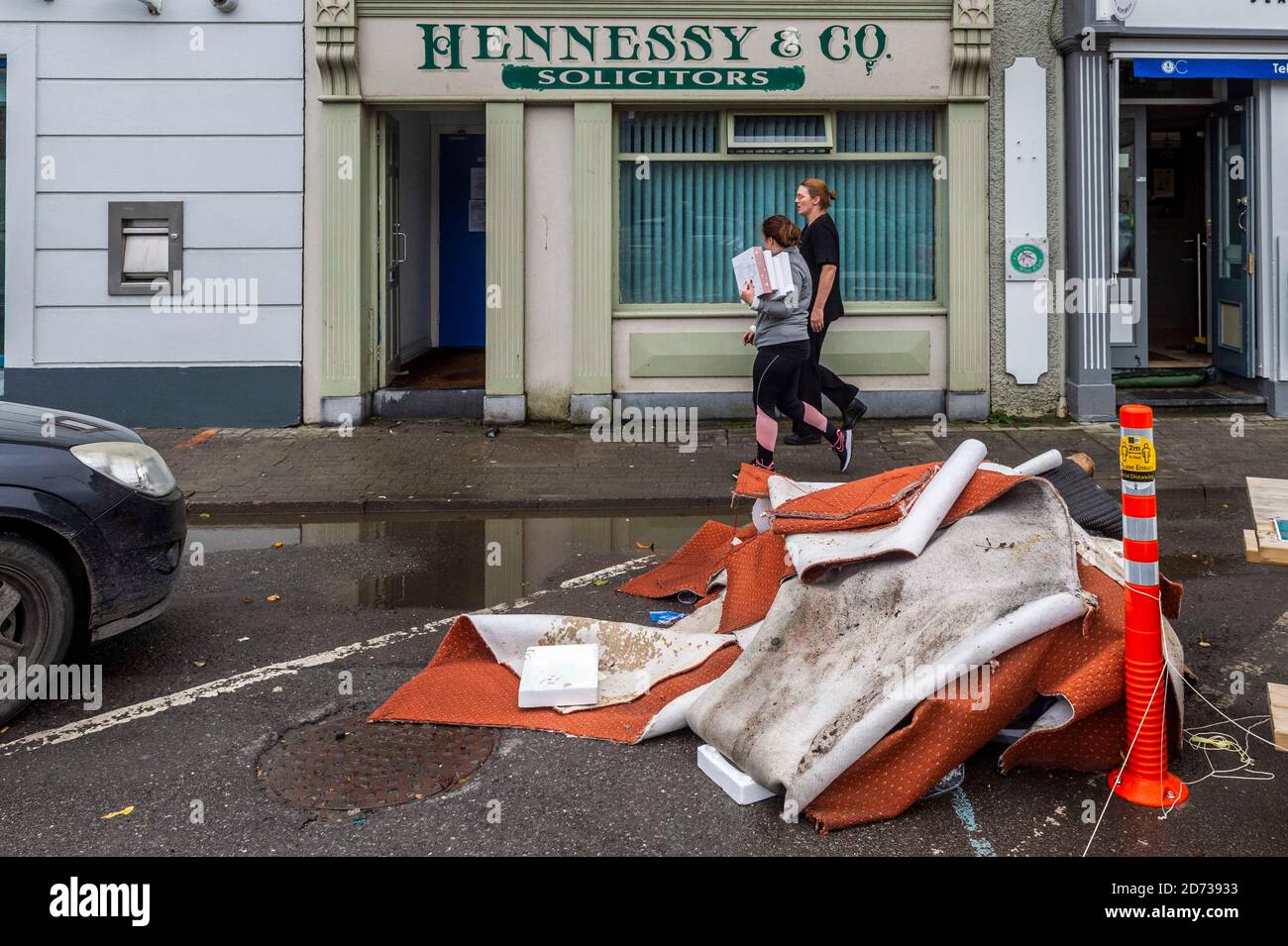 Devastating news hi-res stock photography and images - Alamy