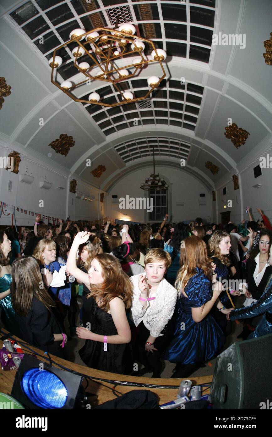 Islington central library hi-res stock photography and images - Alamy